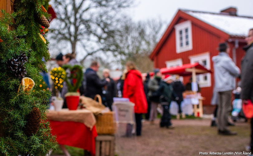 Jul på Åland - Upplev en julmarknad i Mariehamn | Viking Line