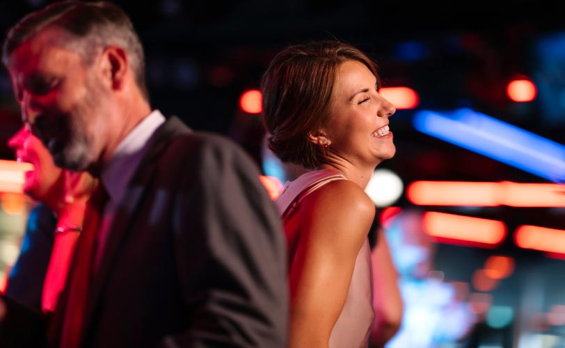 Nöjeskryssningar - följ med på festkryssning | Viking Line